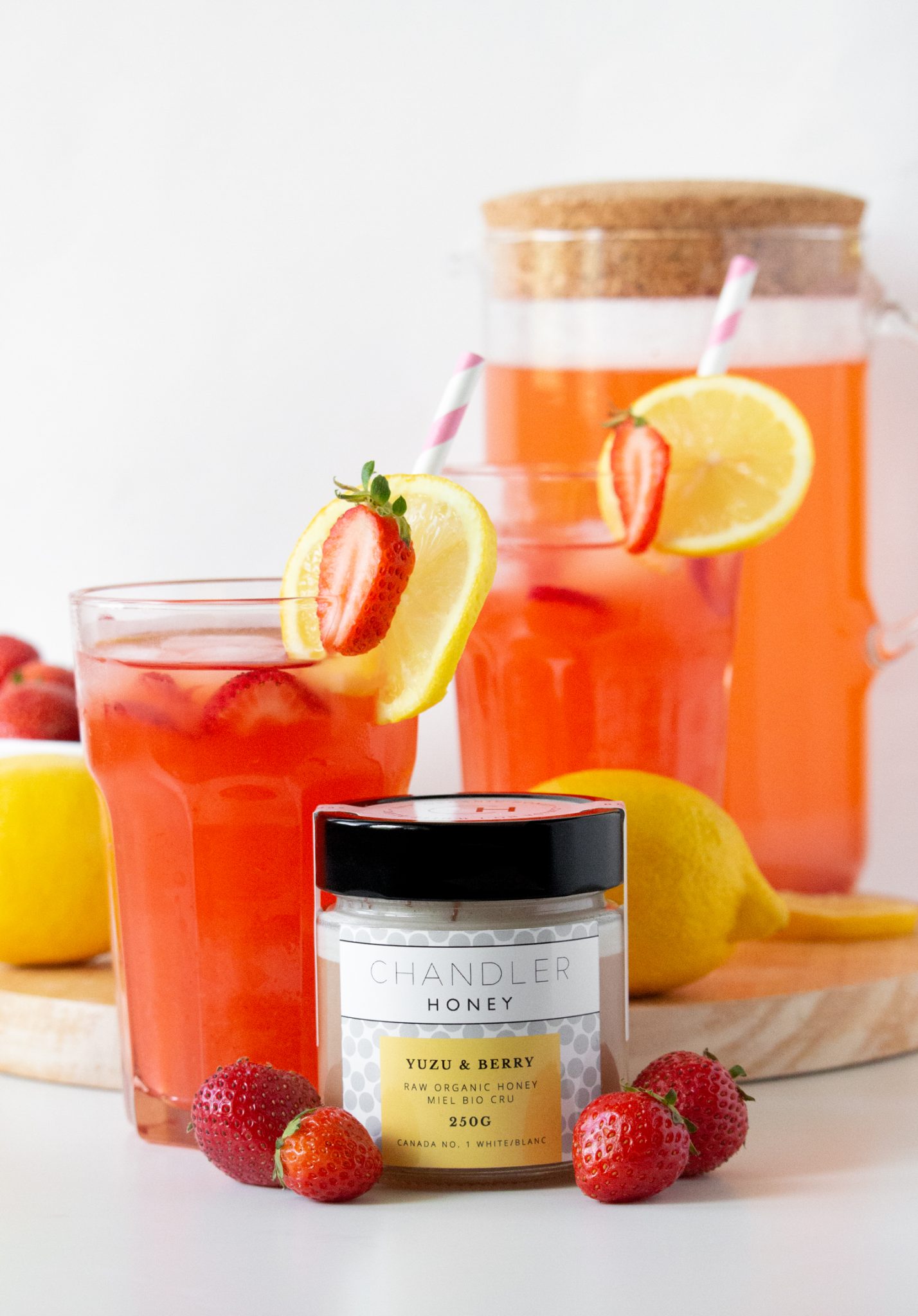 Strawberry Lemonade – Canadian Cookbooks